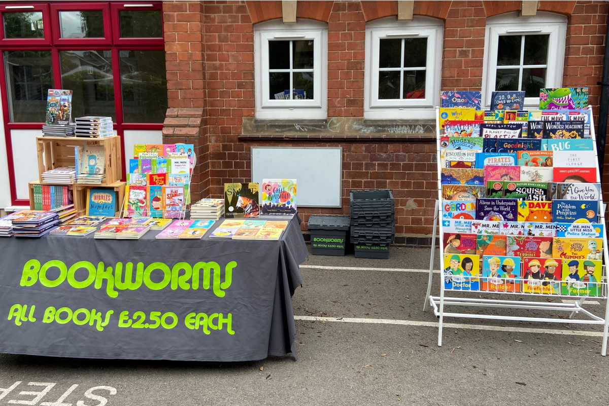 Bookworms · Bookworms